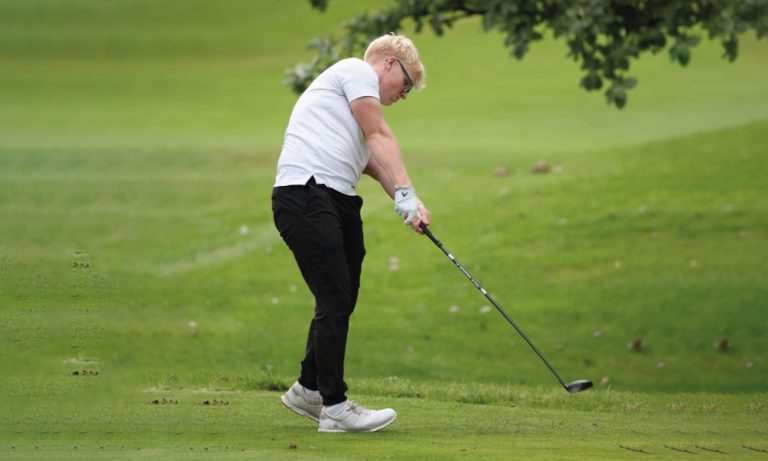 Journey to becoming a professional golfer – England Golf Trust